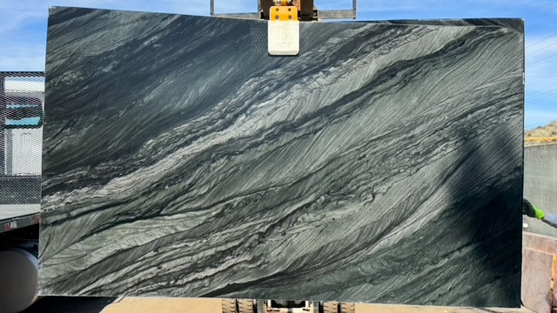 Andes Black Brushed 2cm – Sophisticated Stone